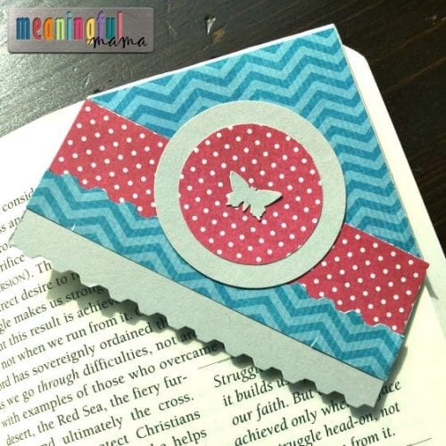 How to Make Corner Bookmarks